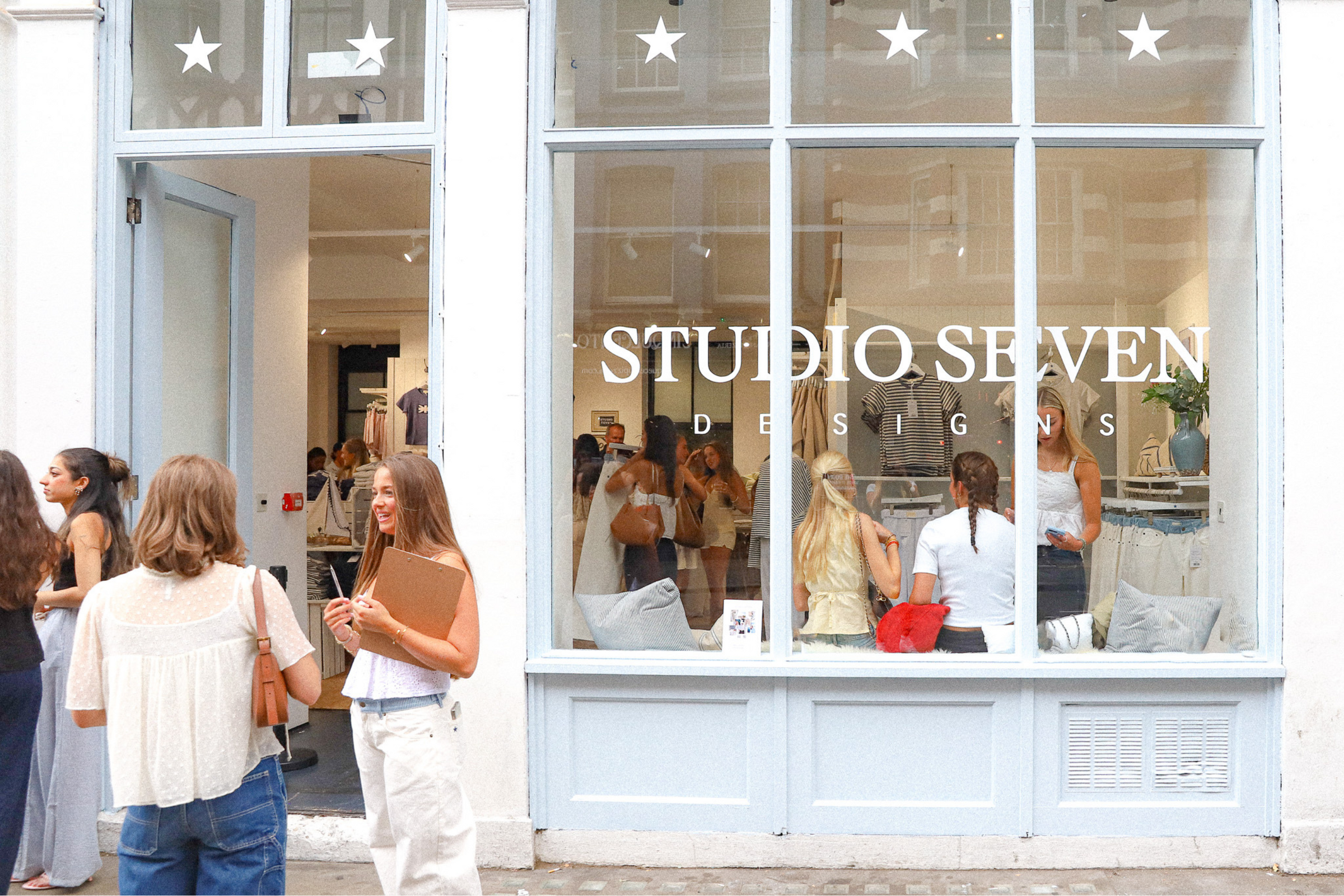 London Pop Up – Studio Seven Designs